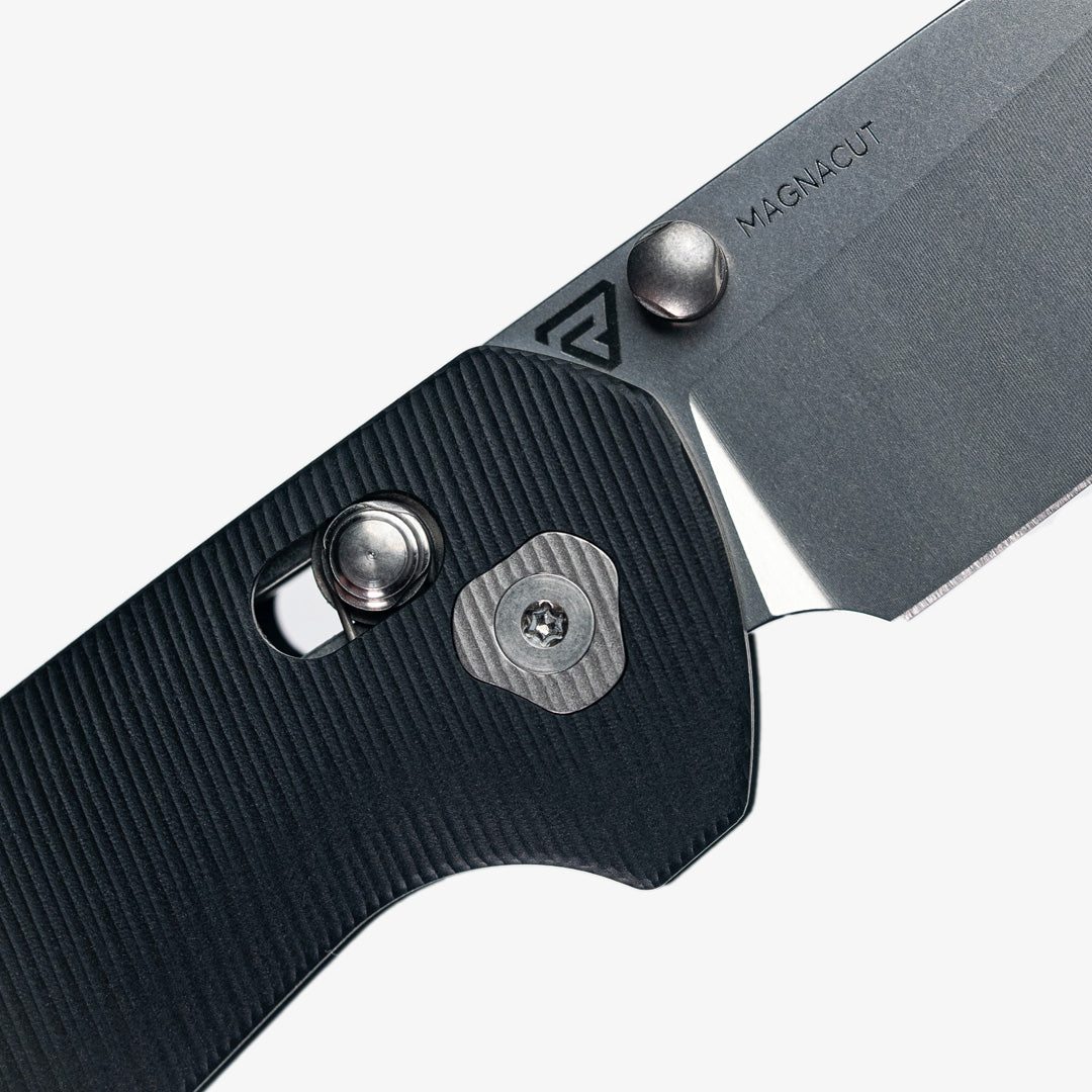 the Maverick – Tactile Knife Co.